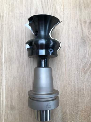 CNC frees voor trapleuningen | Soethoudt